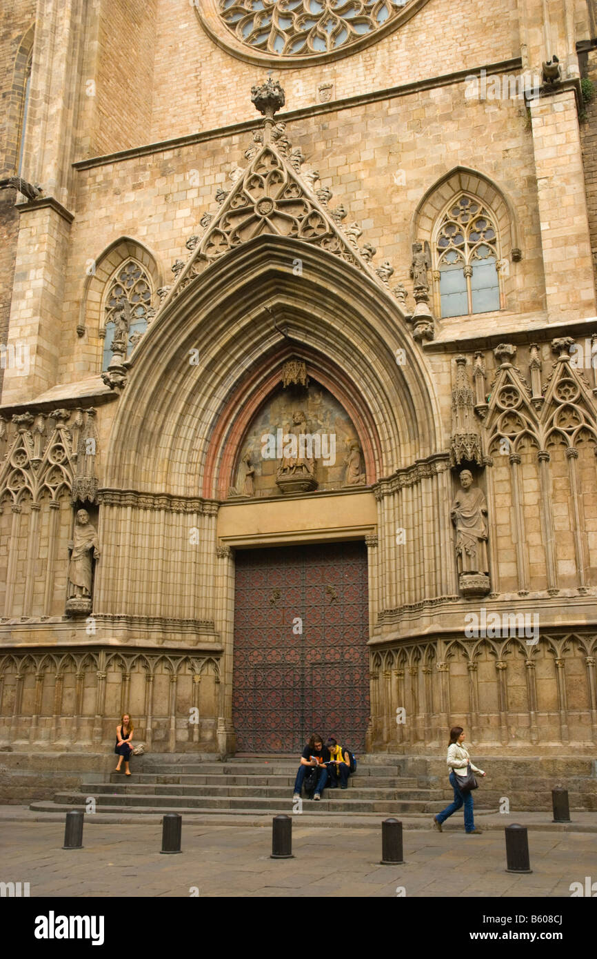 Barcelona cathedral santa maria del mar hi-res stock photography and ...
