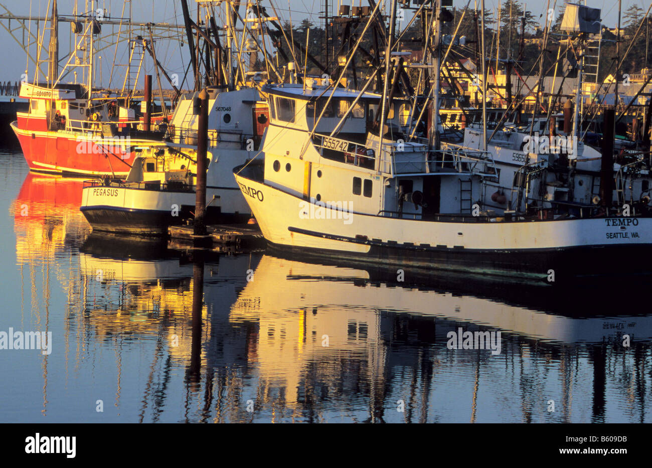 Newport Harbor,Newport,Oregon, sunrise Stock Photo - Alamy