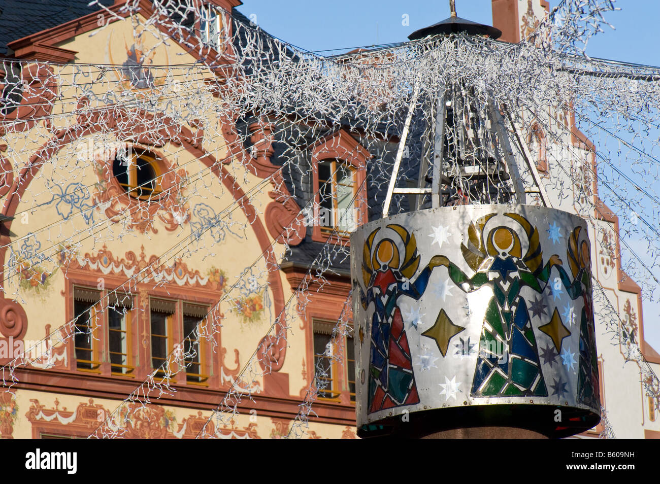 Historicalhouse hi-res stock photography and images - Alamy