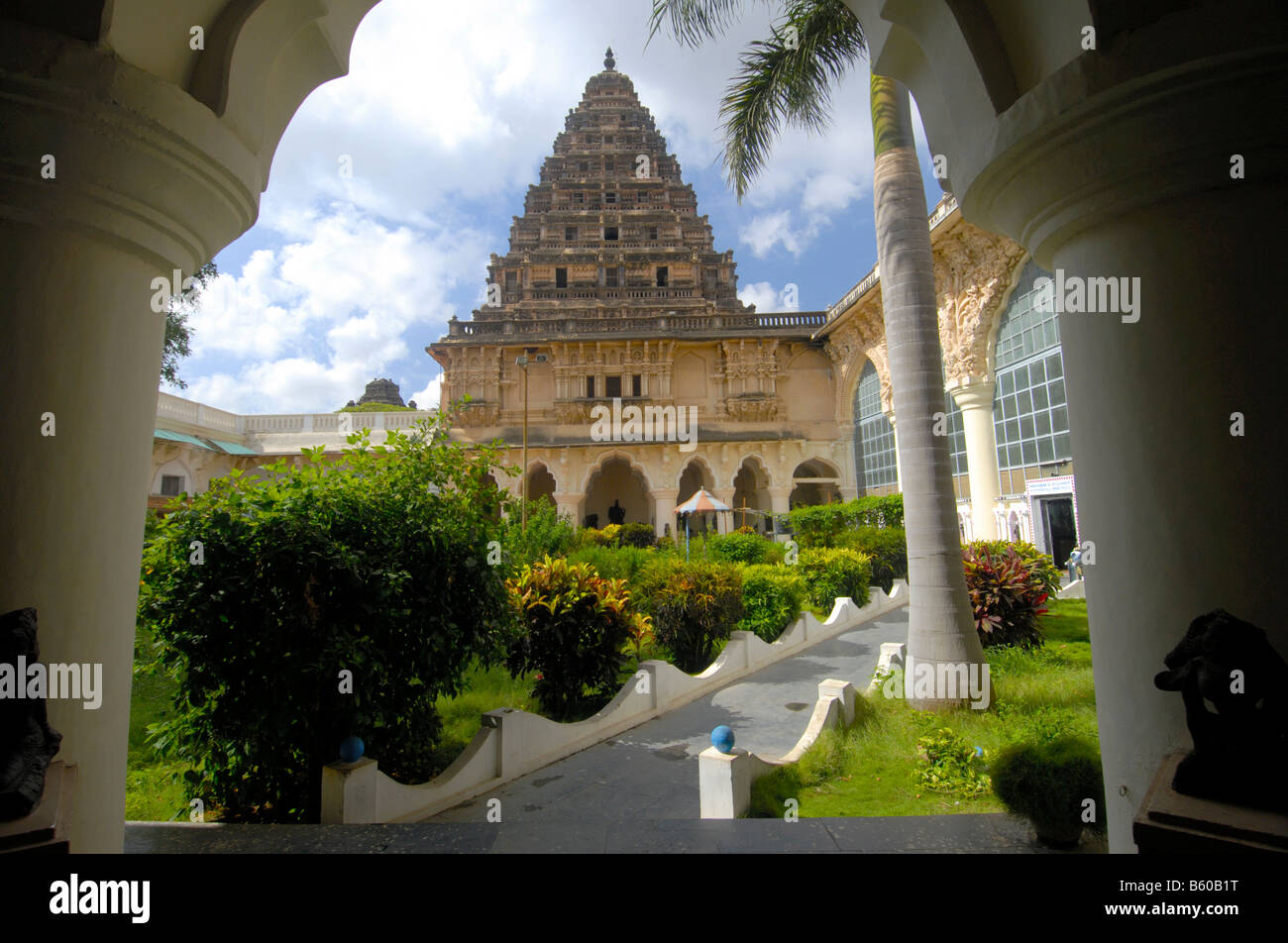 TANJORE PALACE IN TAMILNADU INDIA Stock Photo - Alamy