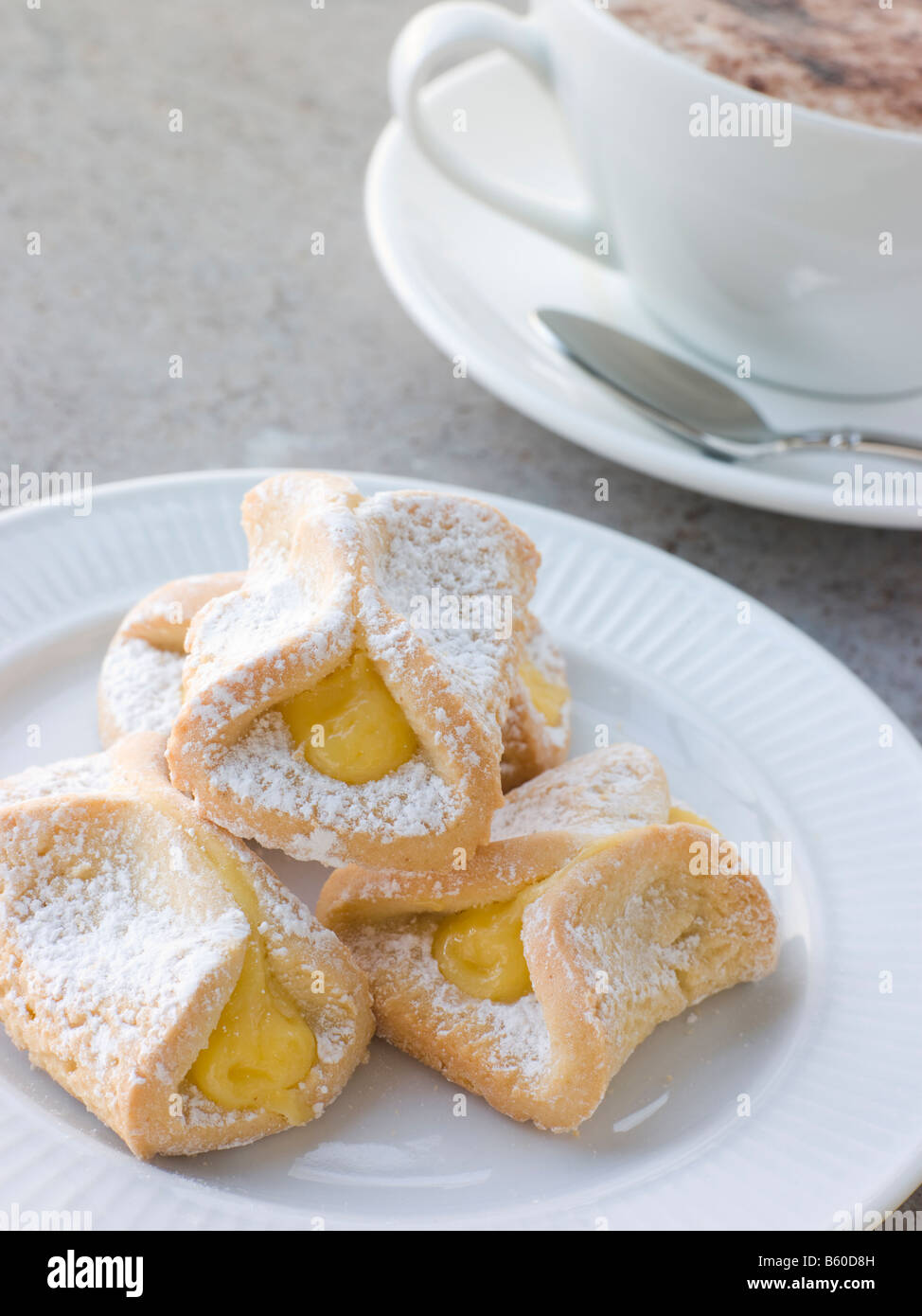 Close view lemon curd hi-res stock photography and images - Alamy