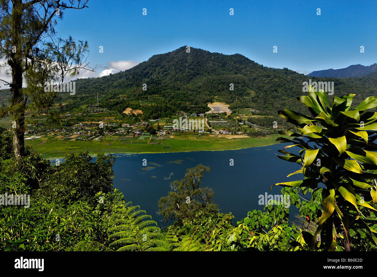 Buyan Lake, Bali, Indonesia Stock Photo - Alamy