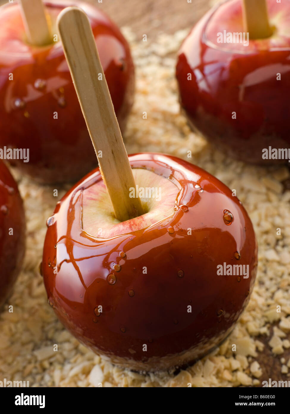 Toffee apples hi-res stock photography and images - Alamy