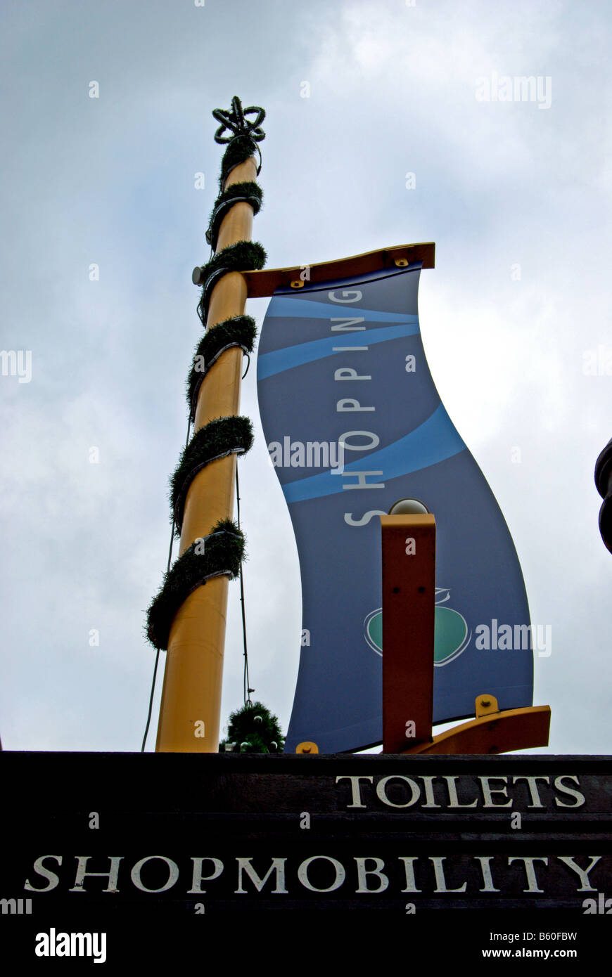 Eden walk shopping centre hi-res stock photography and images - Alamy