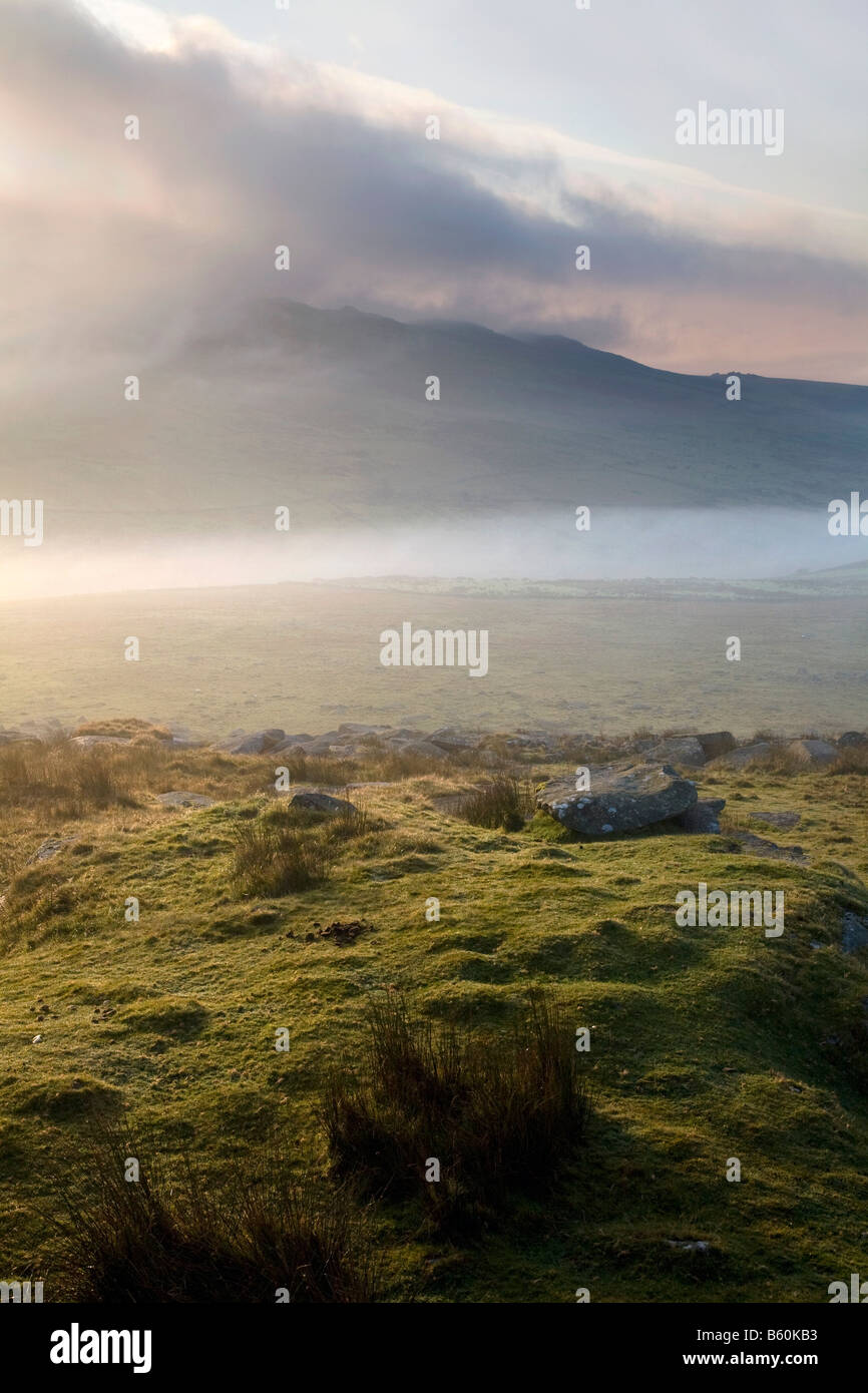 mist on roughtor bodmin moor cornwall Stock Photo - Alamy