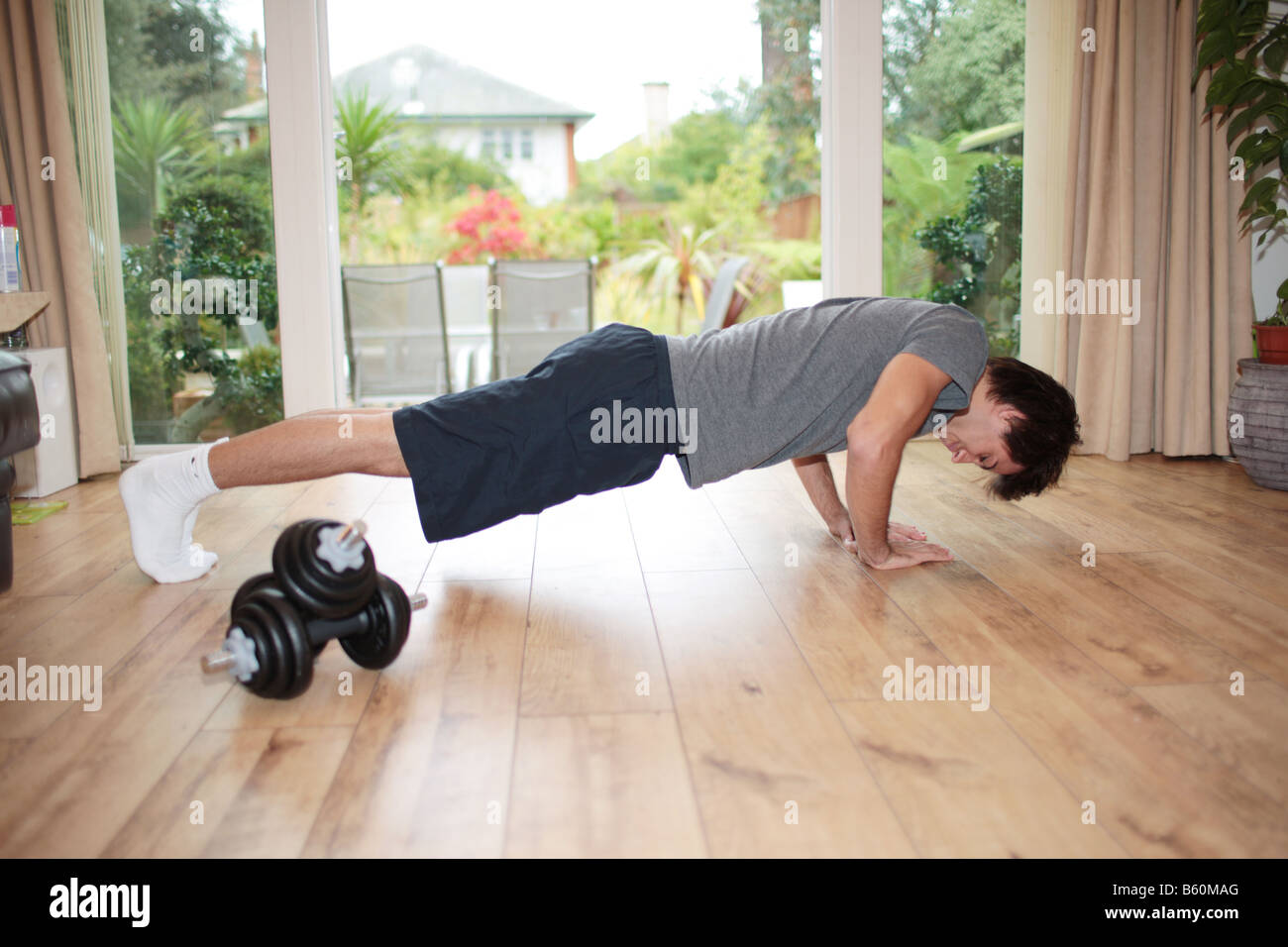 Doing pressups hi-res stock photography and images - Alamy