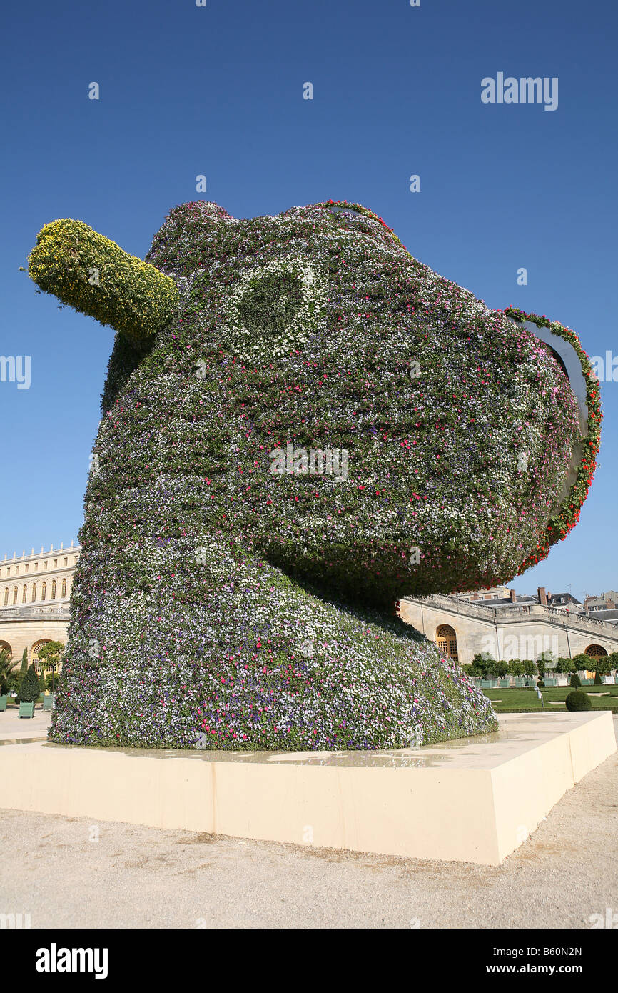 Jeff Koons' "Split Rocker", Palace of Versailles, Paris, France Stock ...