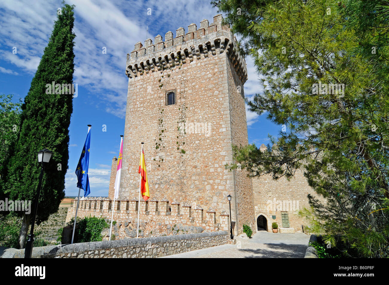 Alarcon Castle High Resolution Stock Photography and Images - Alamy