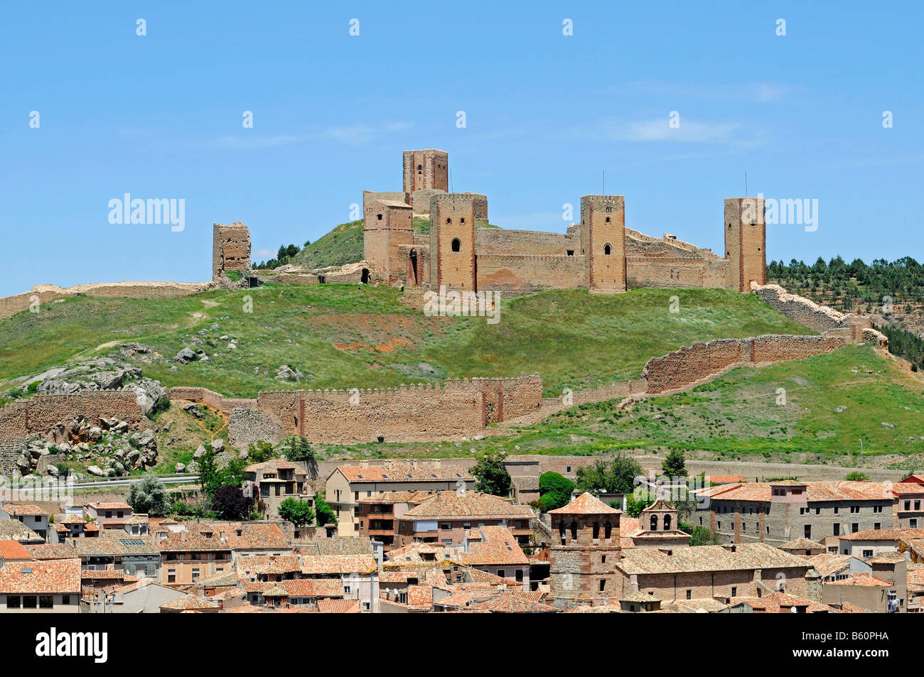 Castille castle hi-res stock photography and images - Alamy