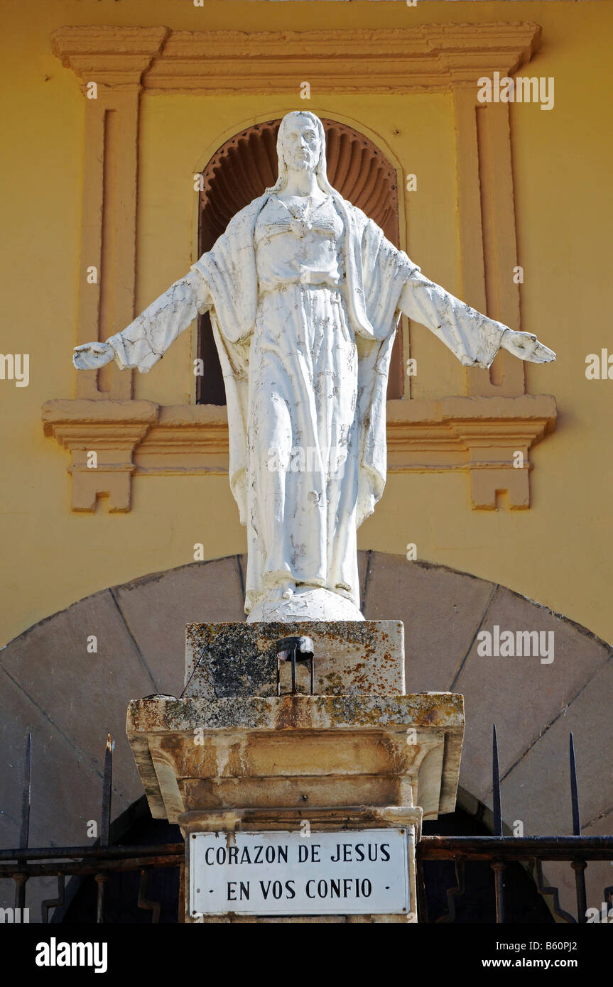 Holy figure, statue, Jesus, white, in front of San Pedros Church ...