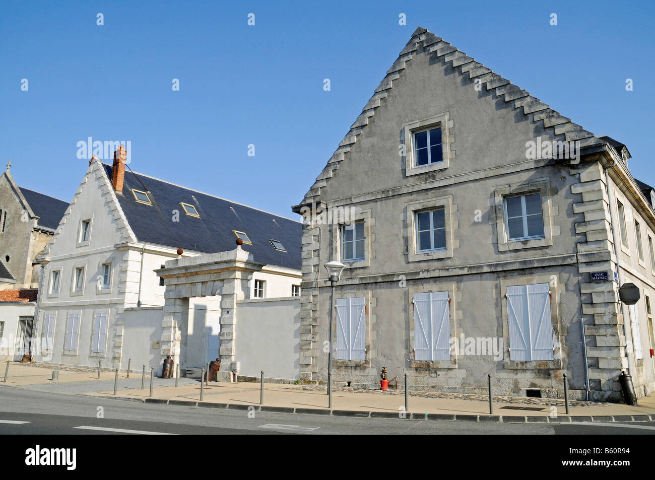 Armoury Building High Resolution Stock Photography and Images - Alamy