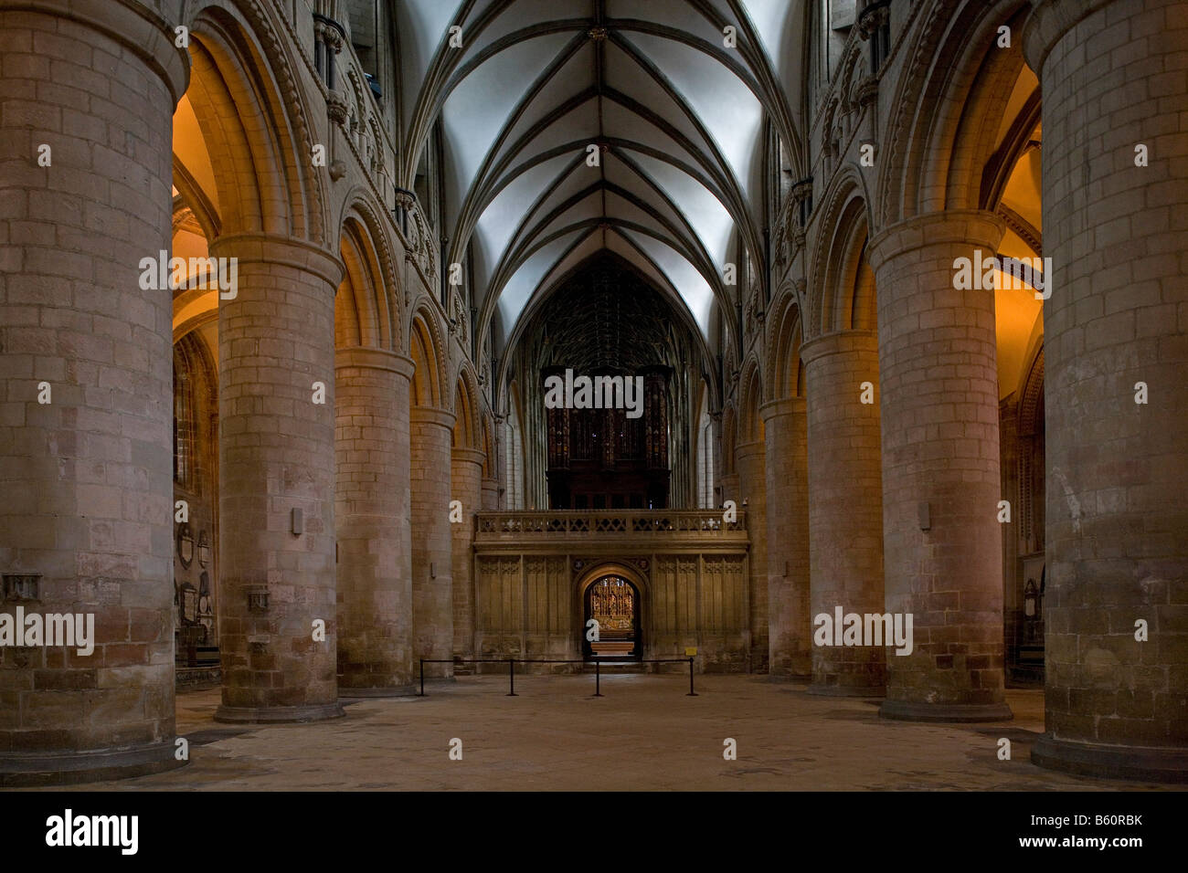 Gloucester Cathedral massive Norman piers Nave 1089 1260 ...