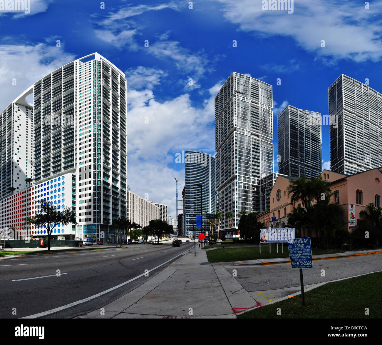500 brickell towers hi-res stock photography and images - Alamy