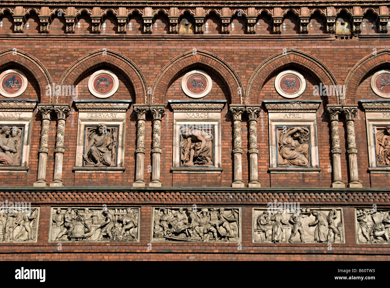 stoke trent burslem library Wedgwood Institute Stock Photo - Alamy