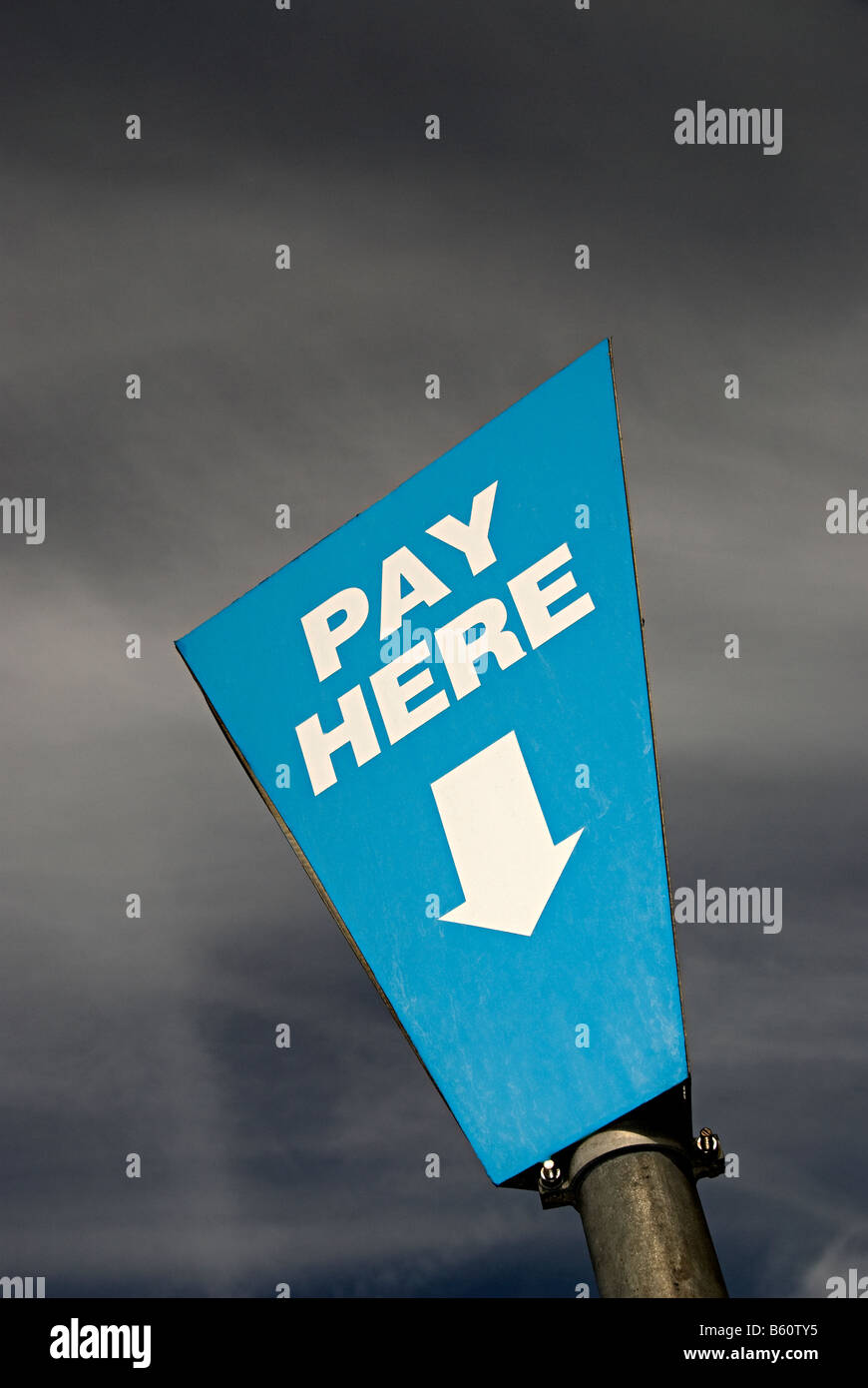 pay here parking sign to indicate where the payment meter is Stock ...