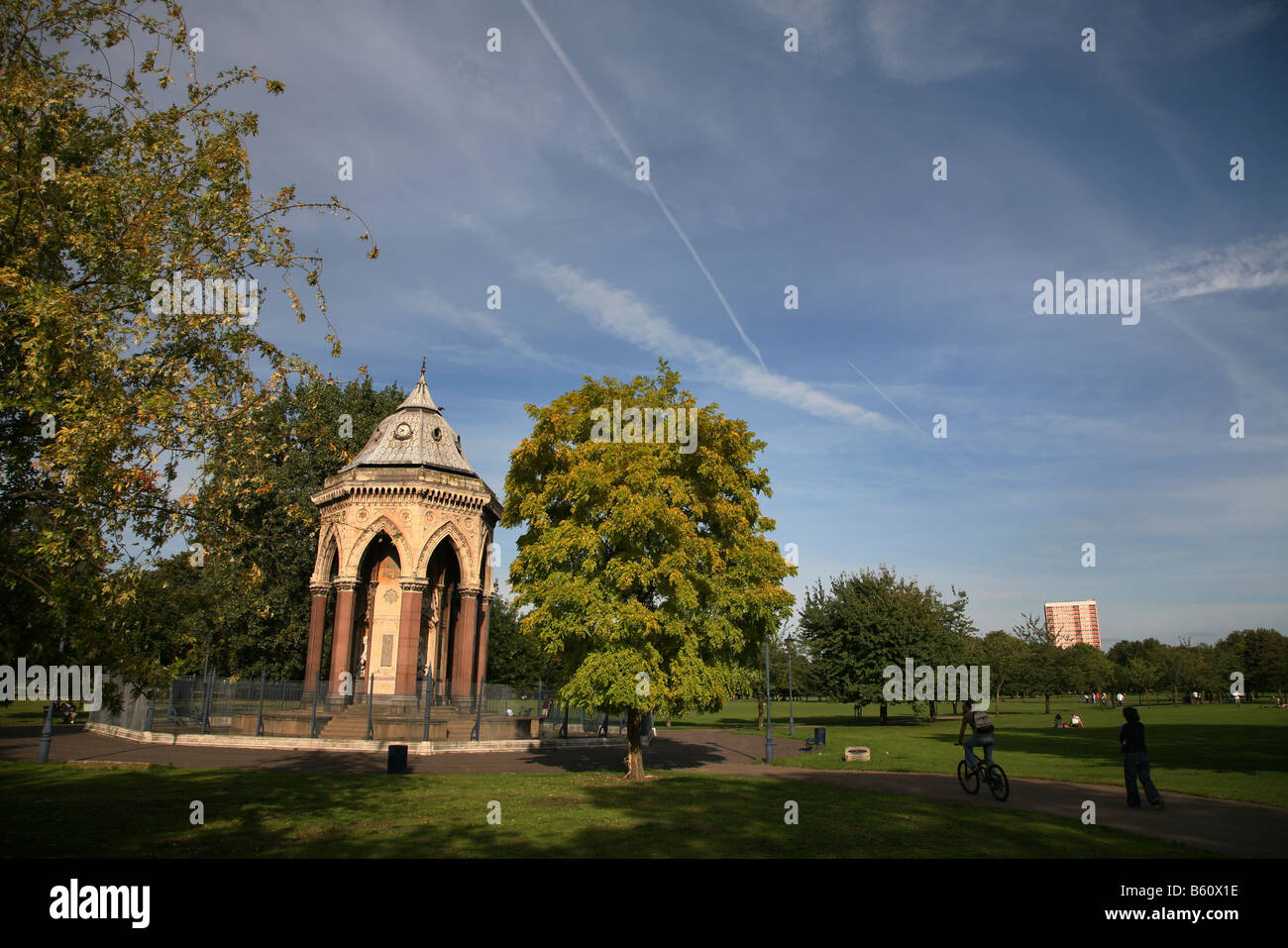 Victoria park hackney hi-res stock photography and images - Alamy