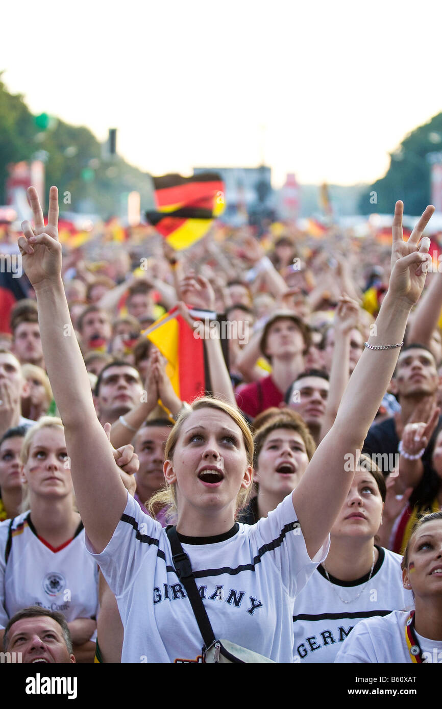 Fans watching the final game of the football EM on the Berlin fan mile ...