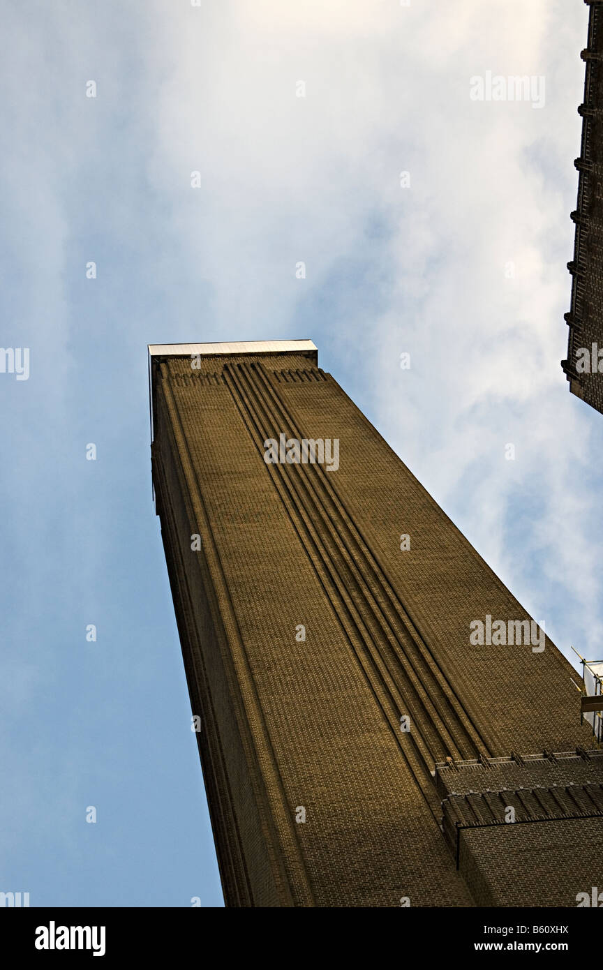 tower chimney of the tate modern gallery london Stock Photo - Alamy