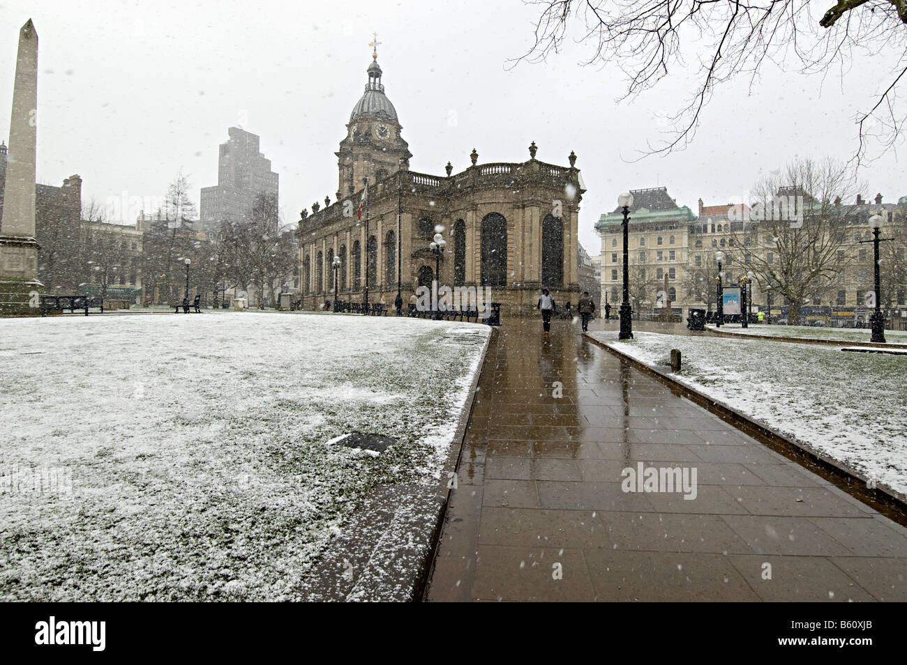 Birmingham snowing hi-res stock photography and images - Alamy
