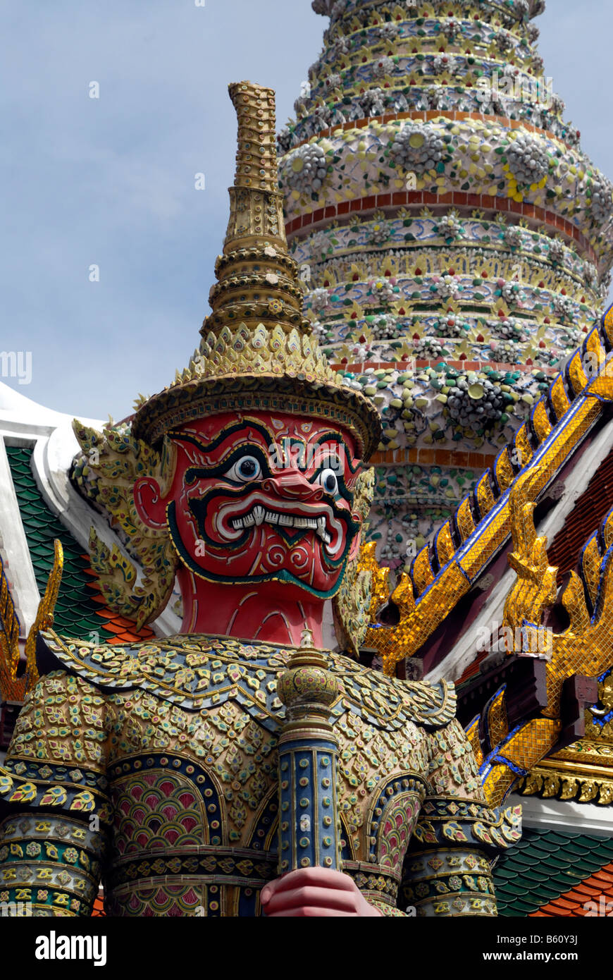 Giant guard at Grand Palace,Bangkok,Thailand Stock Photo - Alamy