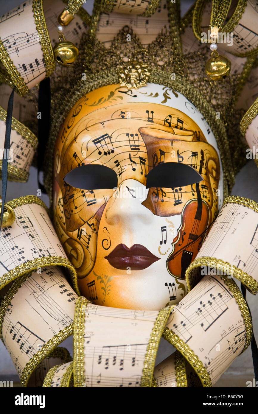 Face motif hi-res stock photography and images - Alamy