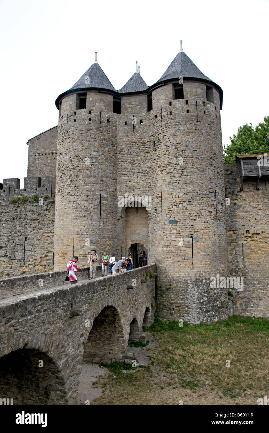Comtal castle entrance hi-res stock photography and images - Alamy