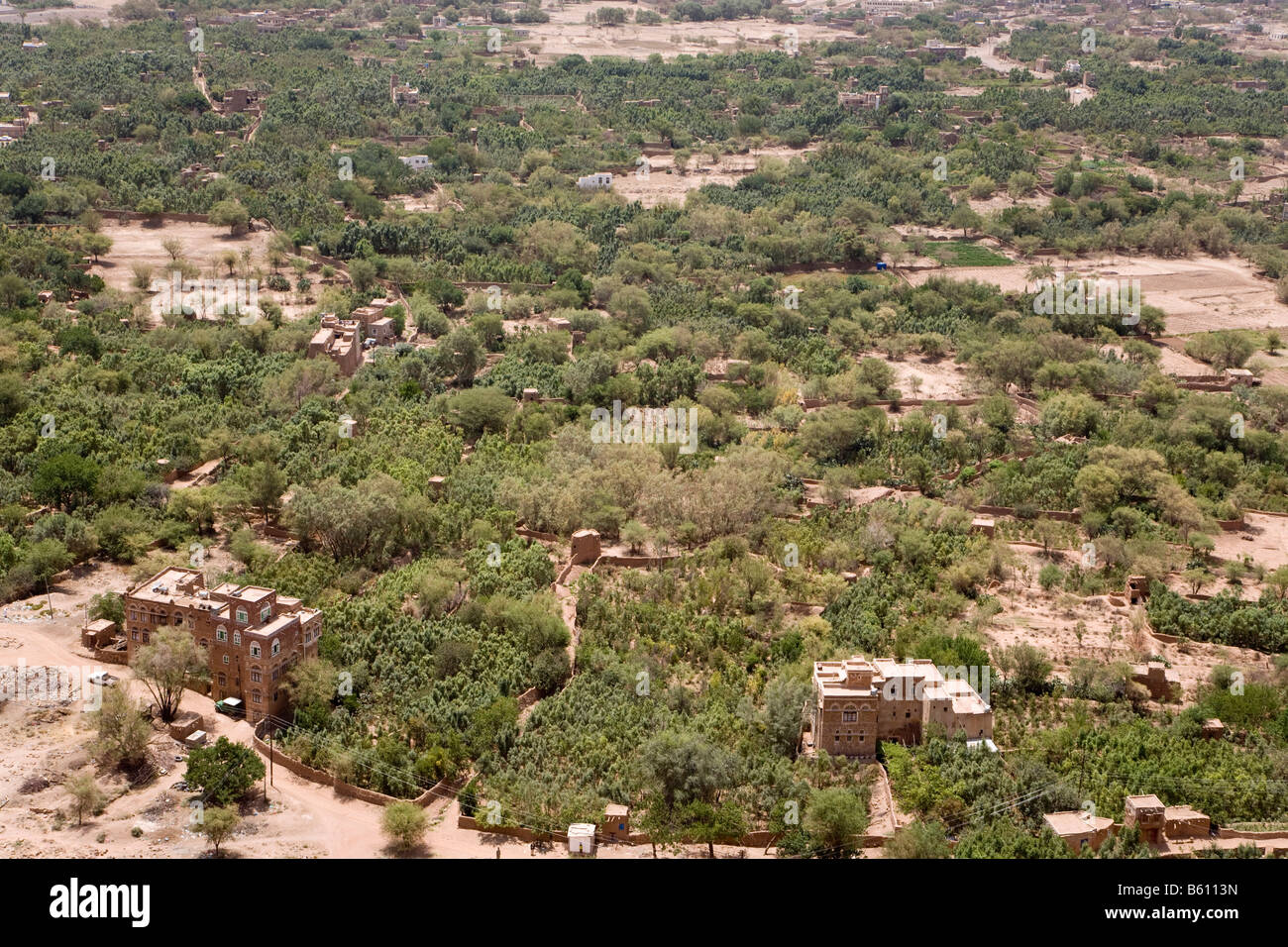 River oasis, buildings made of brick clay, Wadi Dhar, Yemen, Middle ...
