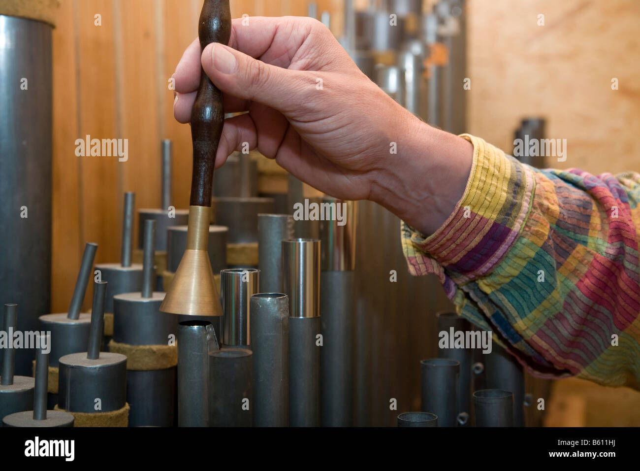 Hand organs hi-res stock photography and images - Alamy