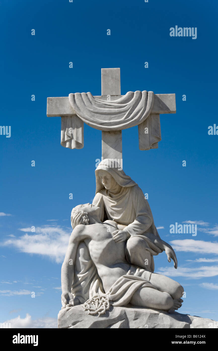 Jesus under the cross hi-res stock photography and images - Alamy