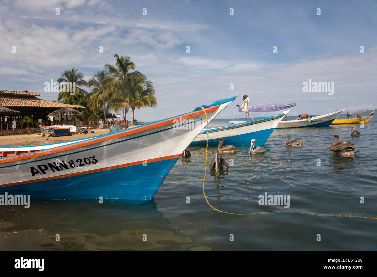 Venezuelan fishing boats hi-res stock photography and images - Alamy
