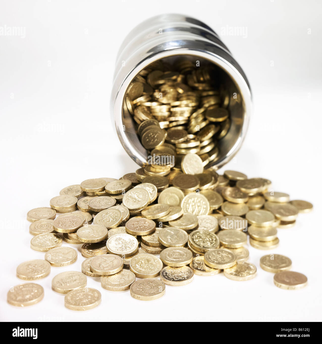 Pouring gold coins hi-res stock photography and images - Alamy