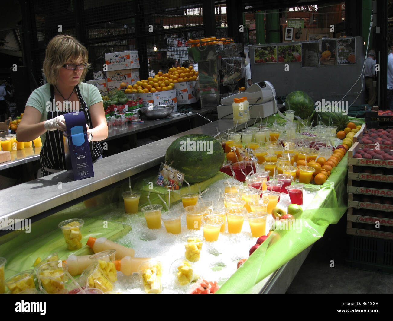 Juice stall borough market hi-res stock photography and images - Alamy