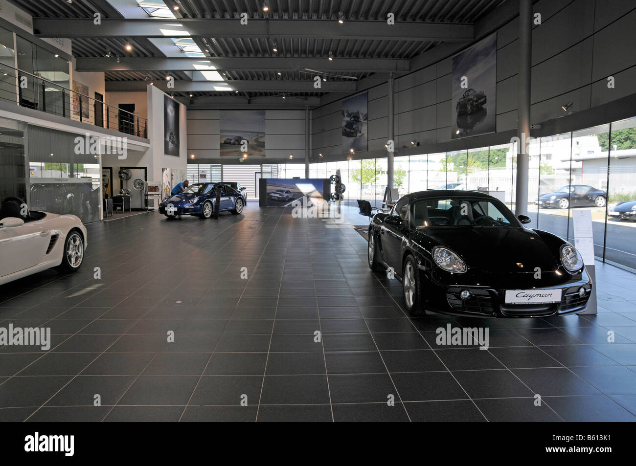 Porsche showroom hi-res stock photography and images - Alamy
