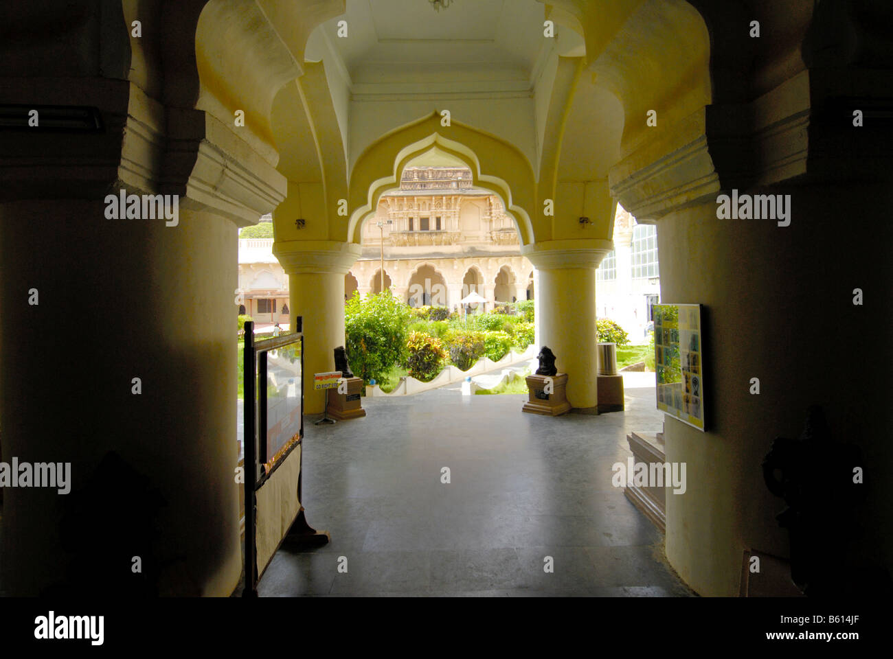 Tanjore palace in tamilnadu india hi-res stock photography and images ...