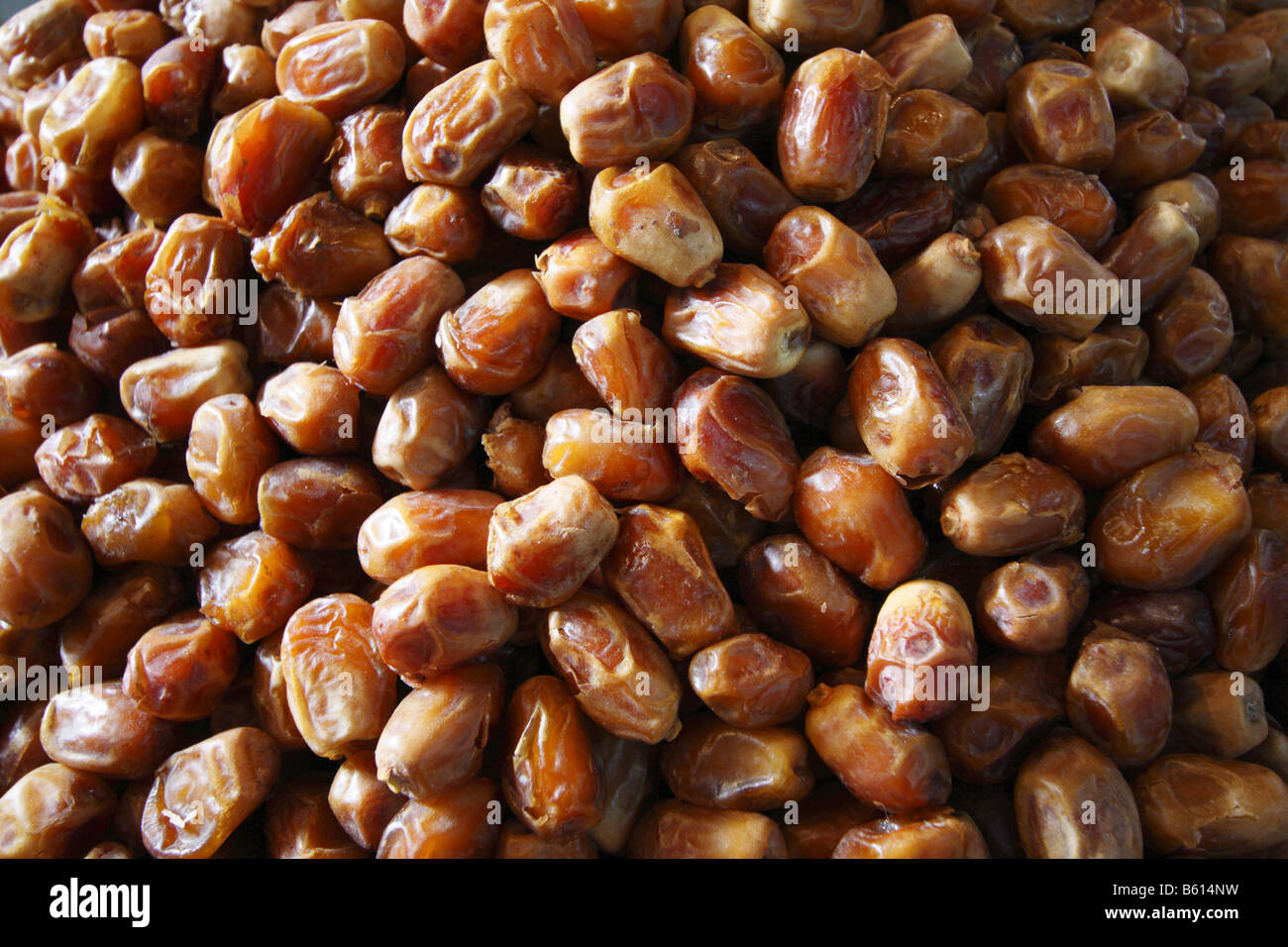Dates selling hi-res stock photography and images - Alamy