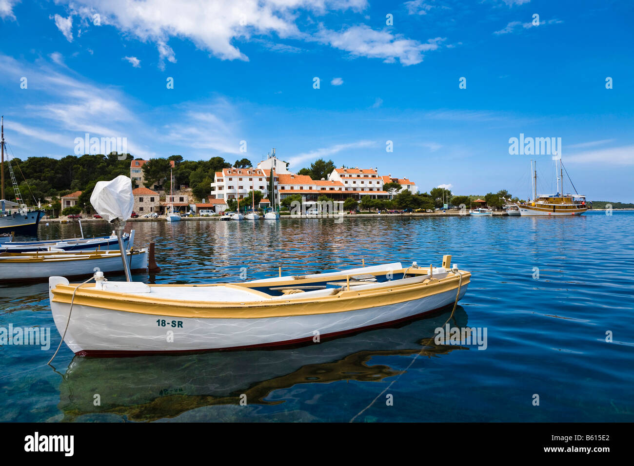Boat in the port of Pomena, Mljet Island, Dubrovnik-Neretva, Dalmatia ...