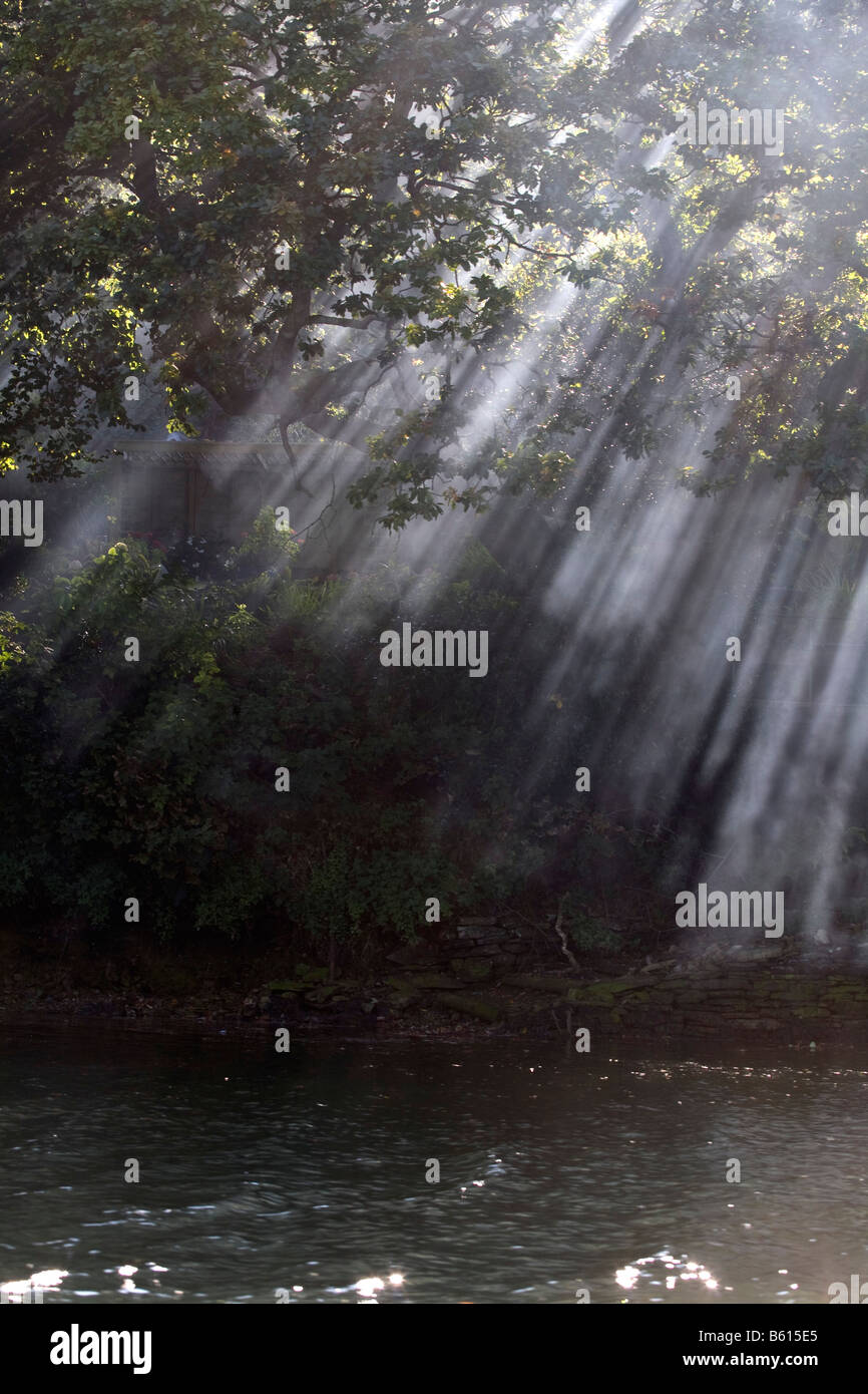 Rays of light river hi-res stock photography and images - Alamy