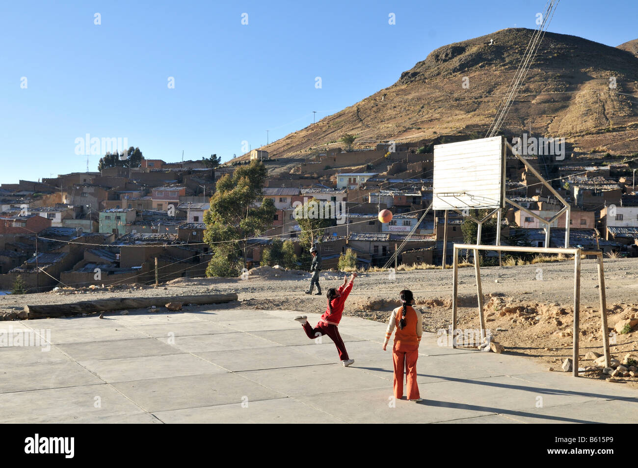 Children playing south america hi-res stock photography and images - Alamy