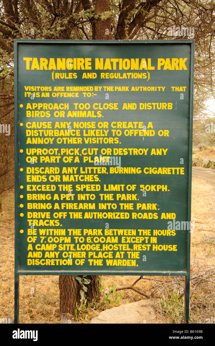 National park information sign hi-res stock photography and images - Alamy