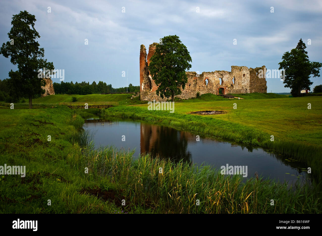 Laiuse castle hi-res stock photography and images - Alamy