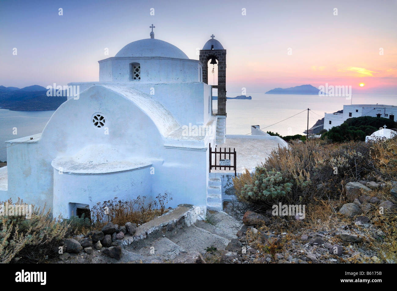 Milos churches hi-res stock photography and images - Alamy