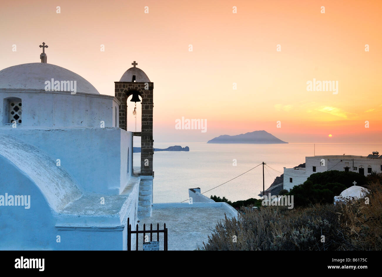 Thalassitra church milos hi-res stock photography and images - Alamy