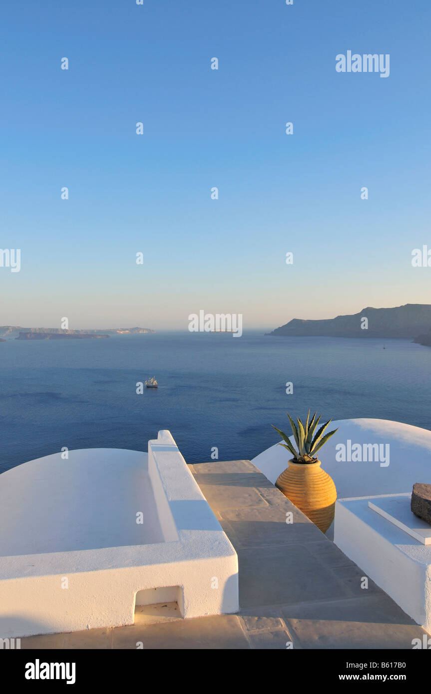 Blue rooftop hi-res stock photography and images - Alamy