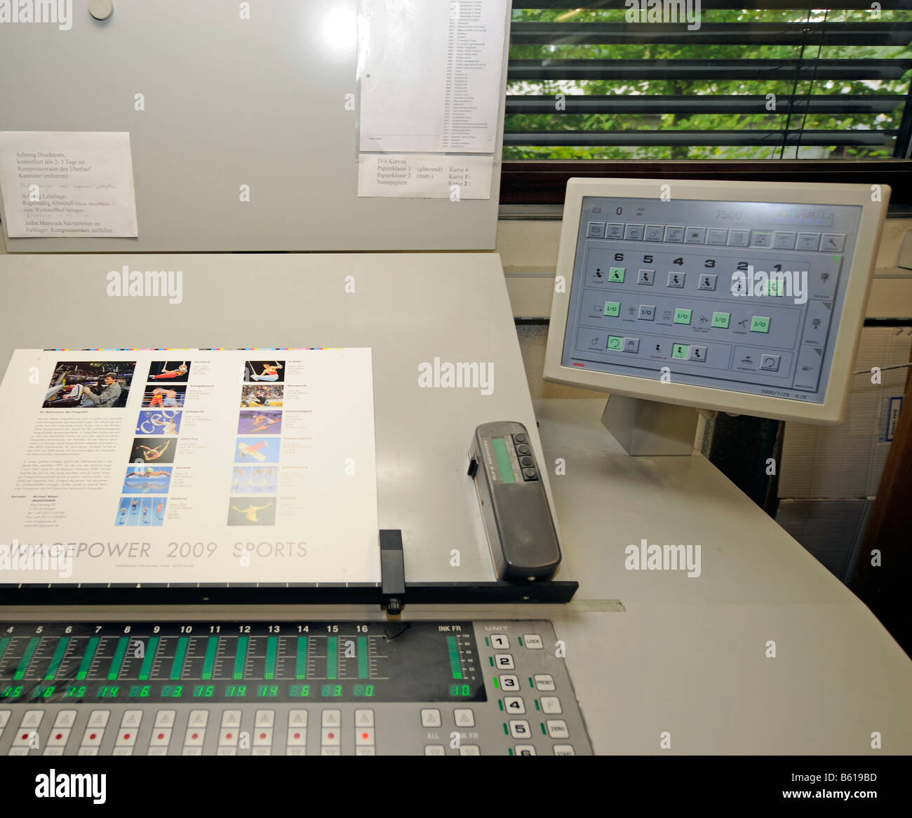 Heidelberg printing press hi-res stock photography and images - Alamy