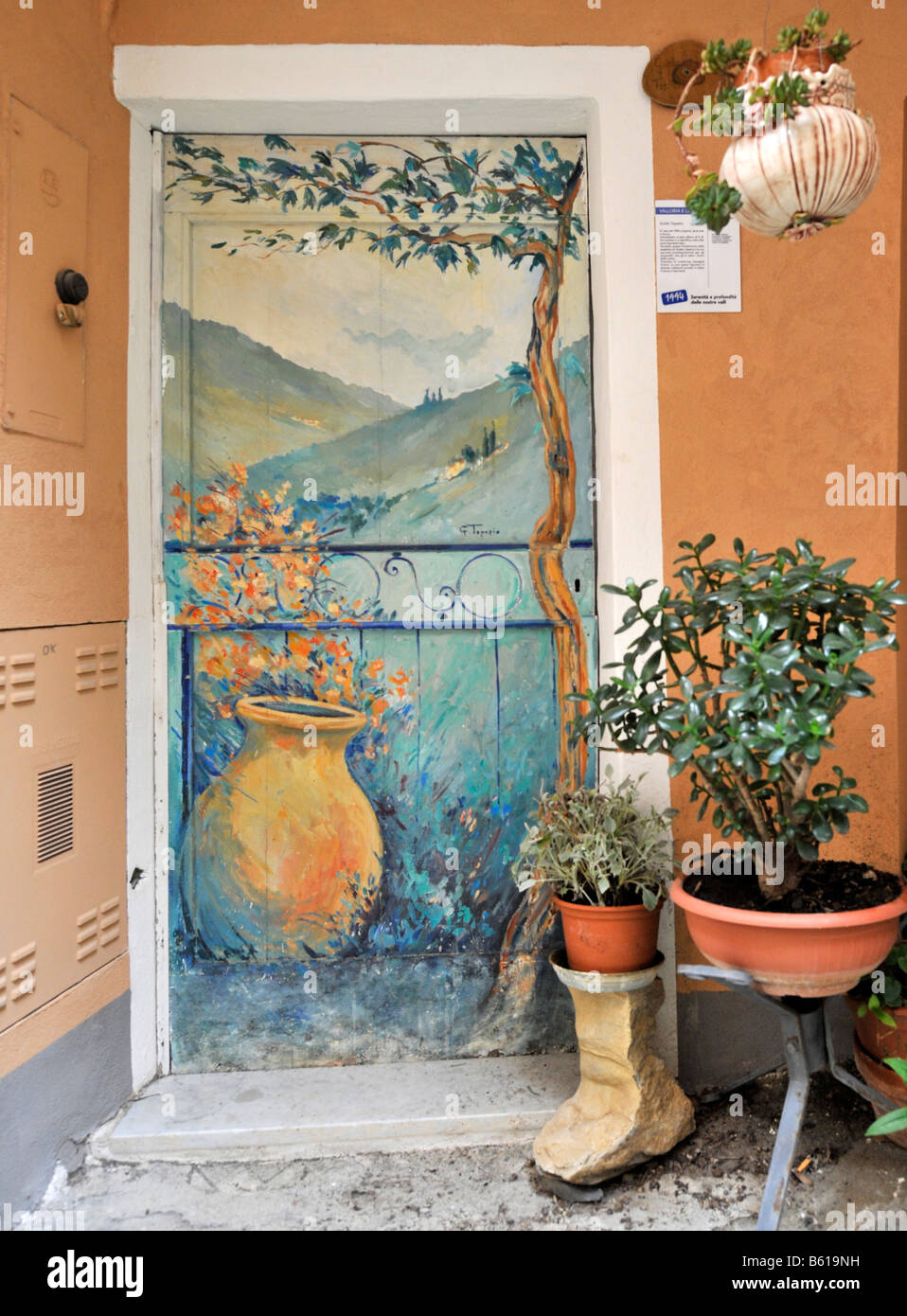 Painted doors of valloria hi-res stock photography and images - Alamy