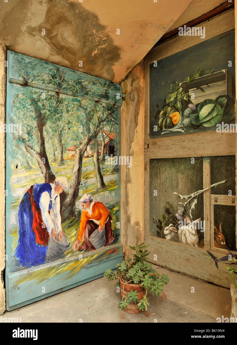 Painted doors of valloria hi-res stock photography and images - Alamy