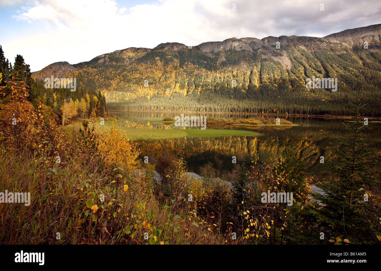 Bell lake hi-res stock photography and images - Alamy