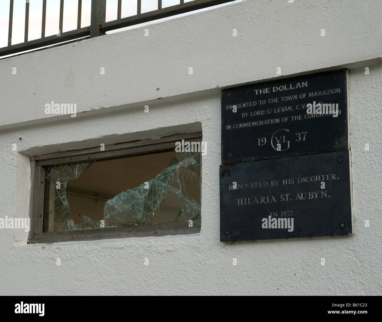 The Dollan seating area vandalized, Marazion, Cornwall Stock Photo - Alamy