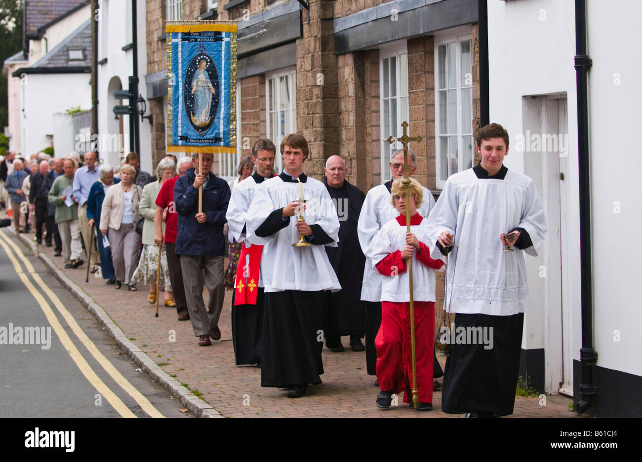 Pilgrimage from Francis Xavier Church to the grave of Saint David Lewis ...