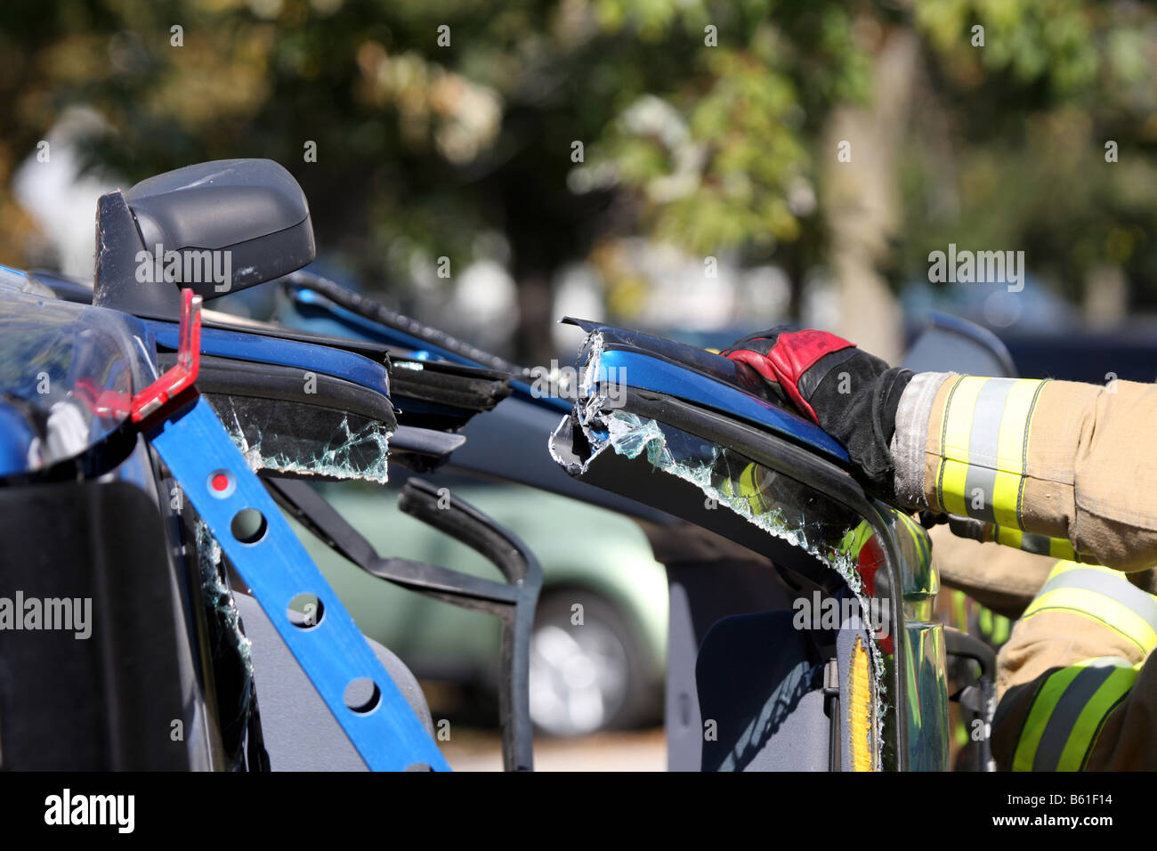 Ambulance under one roof hi-res stock photography and images - Alamy